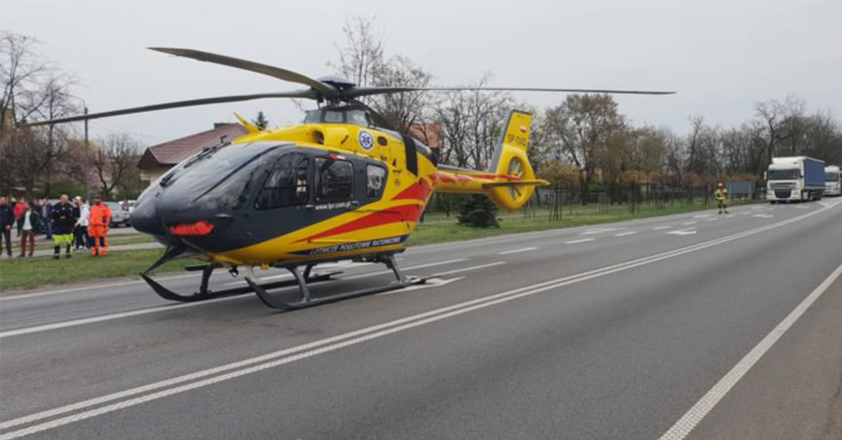 Dziecko wypadło z drugiego piętra. Chłopiec zmarł w szpitalu | Popularne